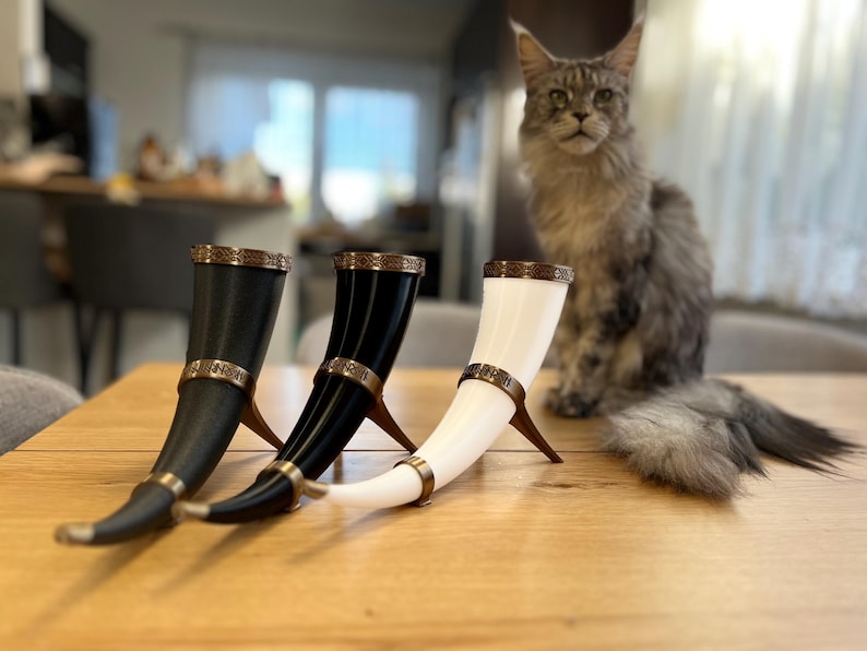 Traditional German / Viking 3d-printed Drinking Horn: A Fusion of ...