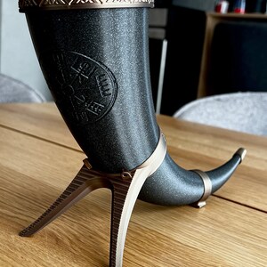 Traditional German / Viking 3d-printed Drinking Horn: A Fusion of ...