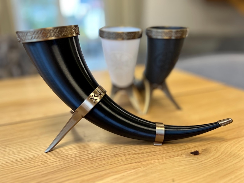 Traditional German / Viking 3d-printed Drinking Horn: A Fusion of ...