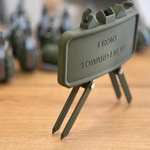 M18A1 Claymore Mine 3D Printed Replica in Military Green. Military ...