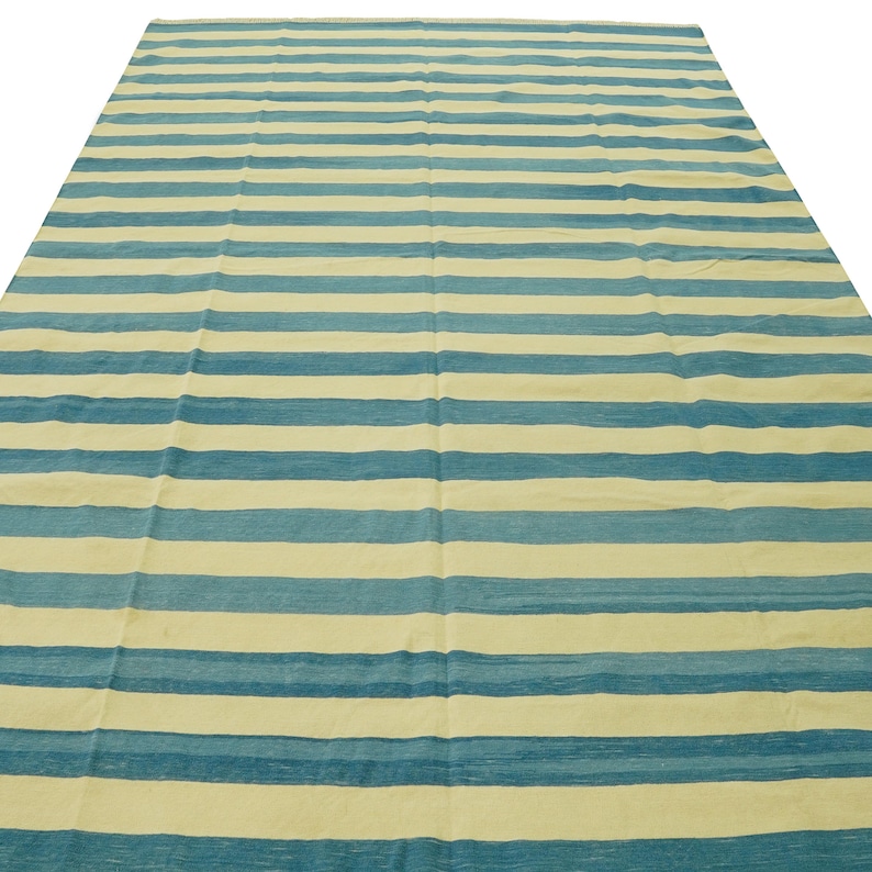 Striped Pattern Cotton Kilim Area Rug, Hand Woven Indian Dhurrie ...