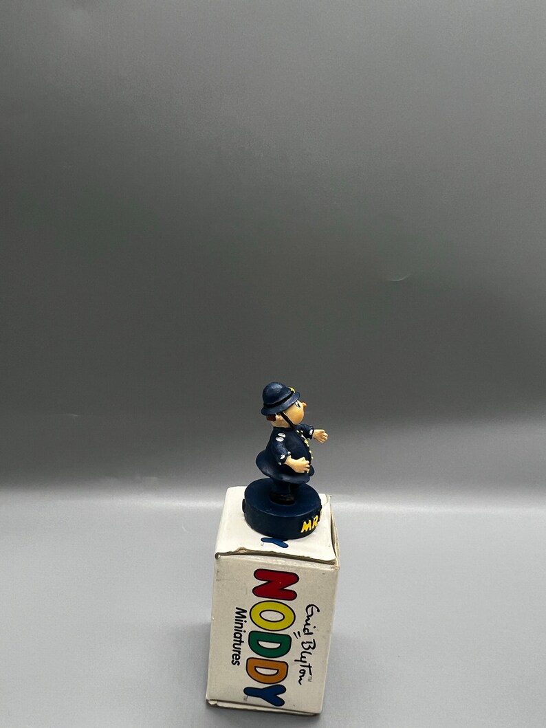 Enid Blyton's Noddy 90's Minature Figure of Mr Plod - Etsy