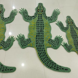 Crocodile / Alligator Hand Tufted Area Rug for Home , New Home Gift ...