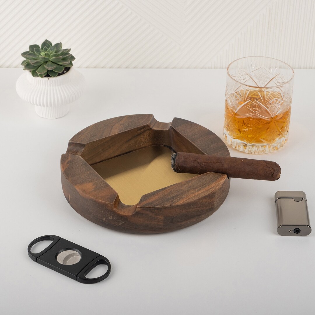 Wooden Ashtray - High Quality Cigars Accessories, Unique Cigar Ashtray ...