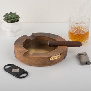 Oval Wooden Ashtray - Custom Unique Cigar Ashtray, Stylish Cigar Holder ...