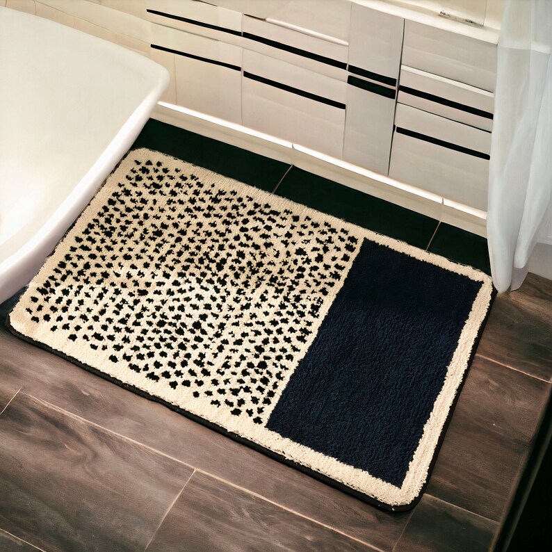 Quirky Modern Bathroom Mat Anti Slip Absorbent Shower Rug Fluffy Soft ...