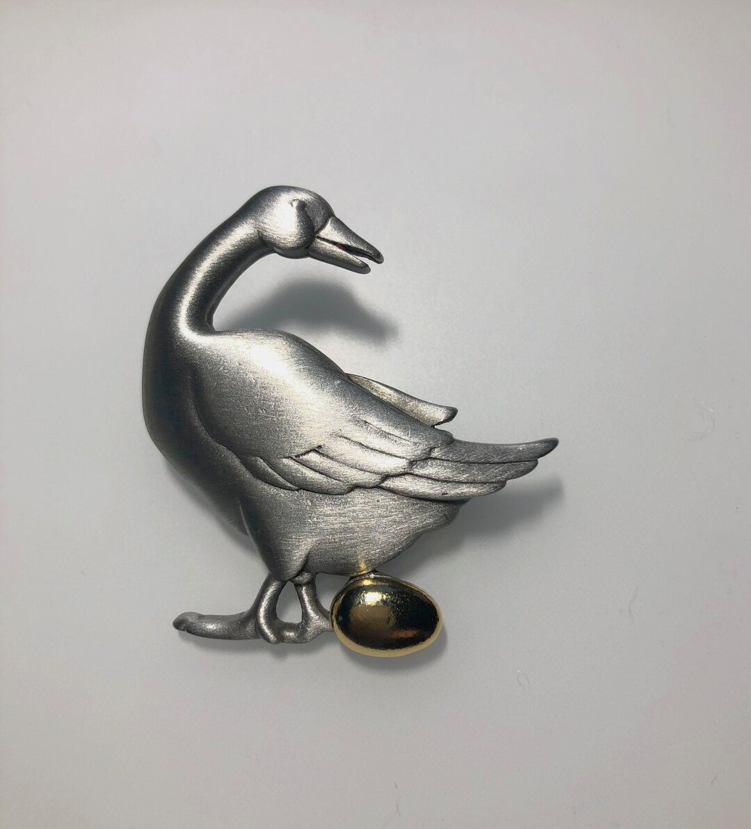 Vintage Duck With Egg - Artifacts JJ Pin, Wildlife Jewelry, Brooch - Etsy
