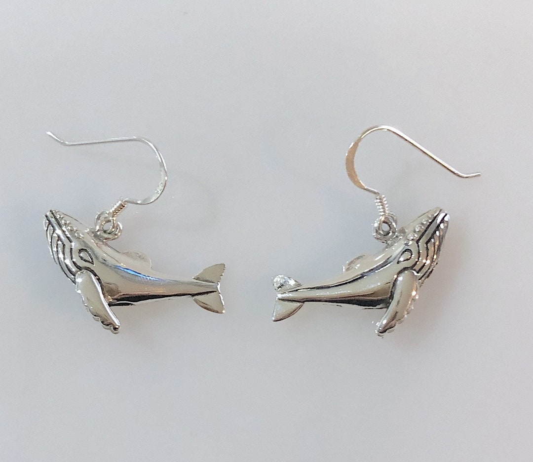 Sterling Silver Humpback Whale Wire Earrings - Etsy