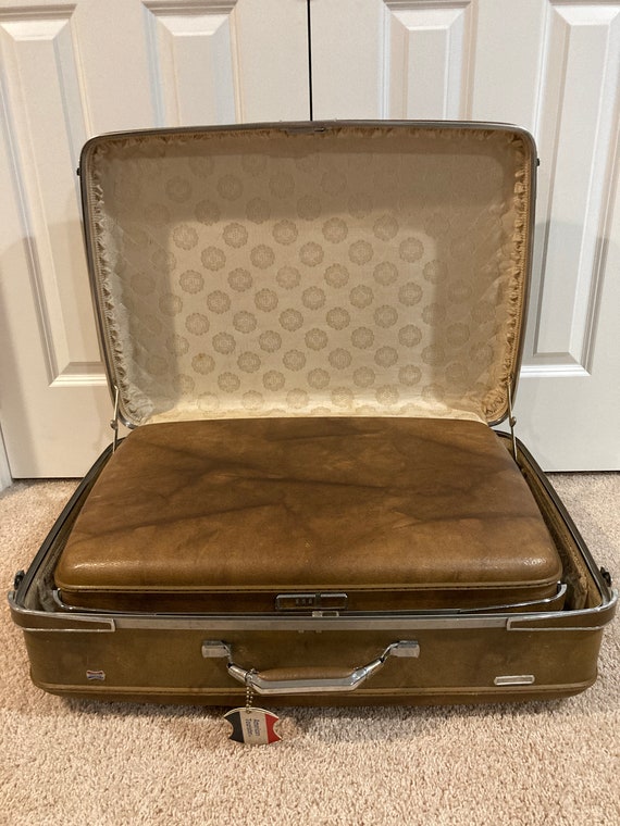 Vintage 80's American Tourister Hard Shell Luggage - Gem