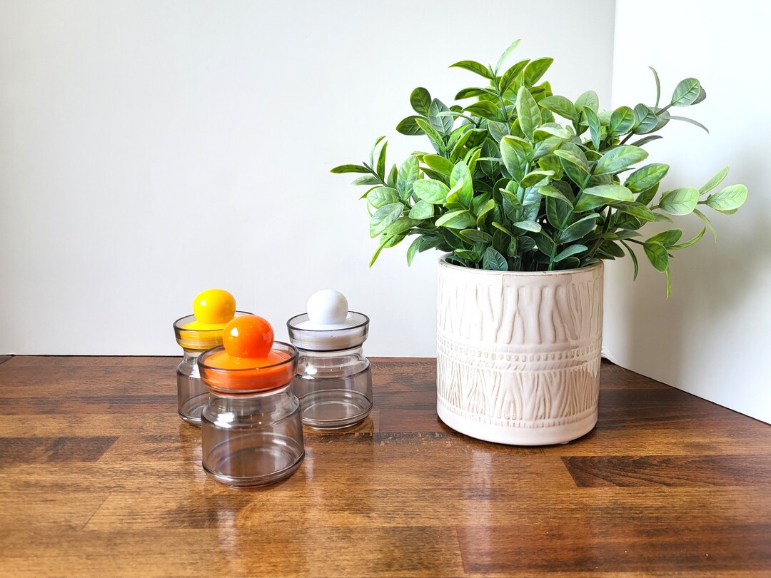 Vintage Plastic Containers, Small Containers With Seal, 4 Tall, Orange ...