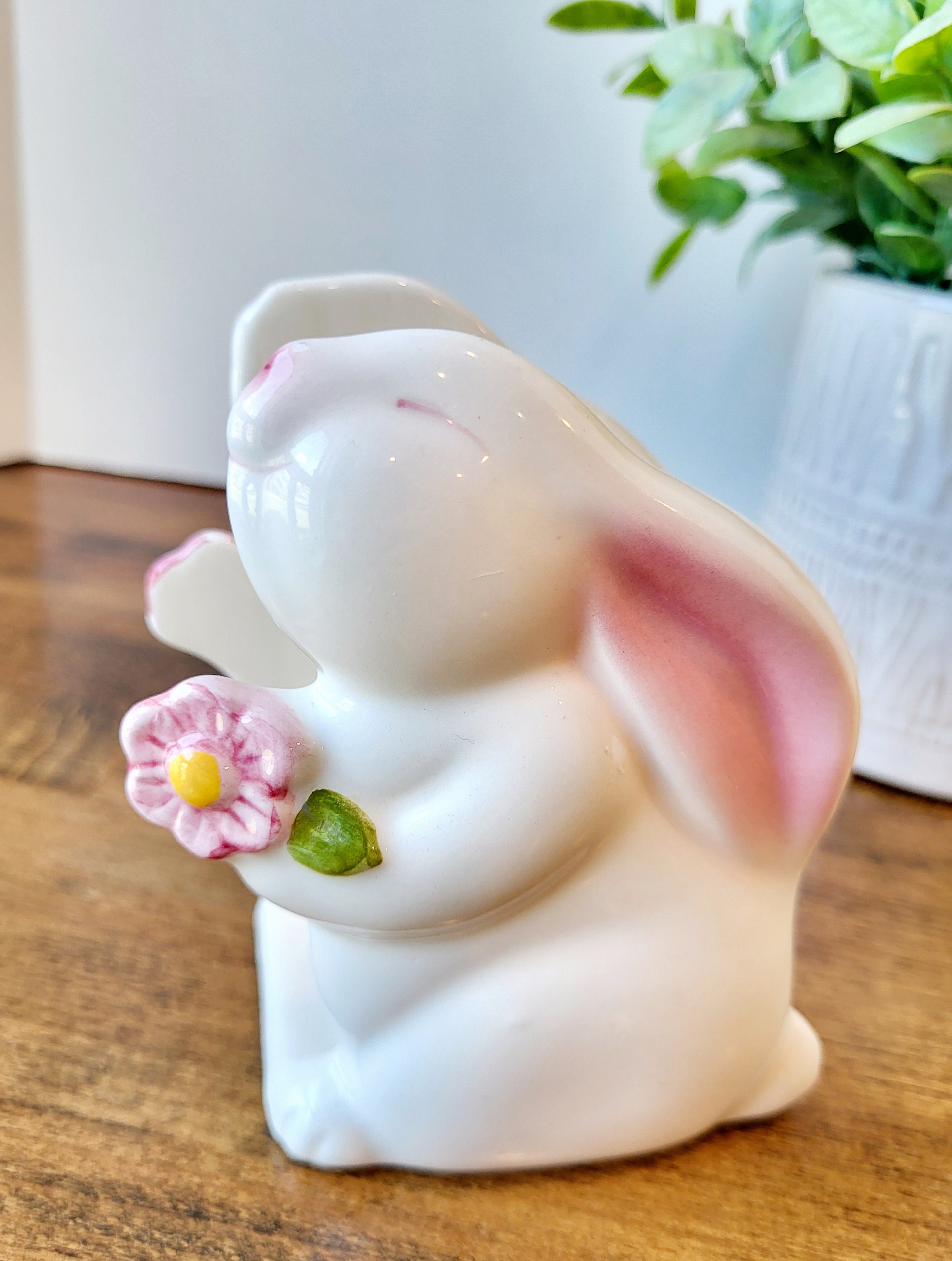 Vintage Avon Bunny Rabbit Napkin Holder, Spring Decor, Rabbit Decor - Etsy