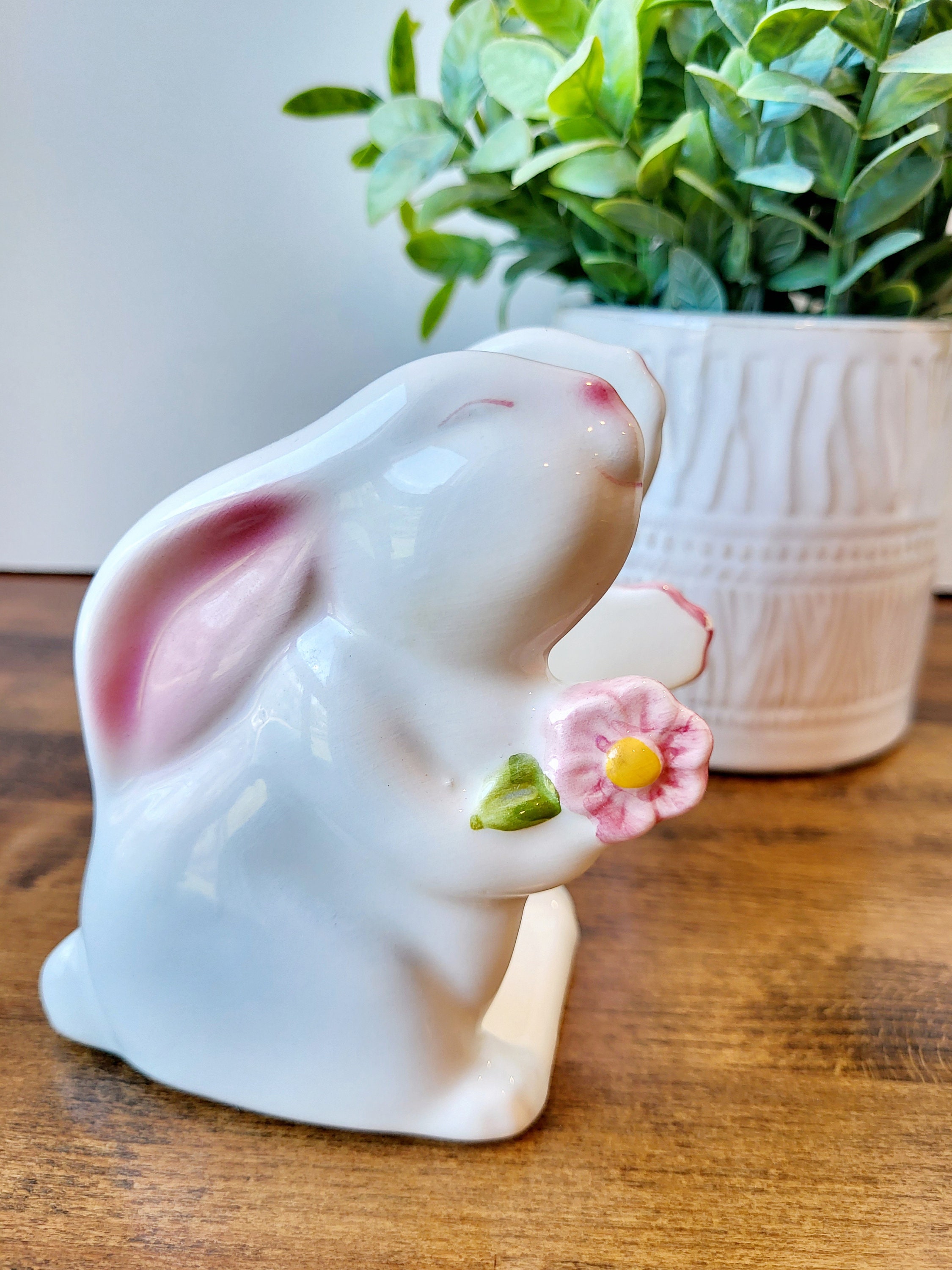 Vintage Avon Bunny Rabbit Napkin Holder, Spring Decor, Rabbit Decor - Etsy