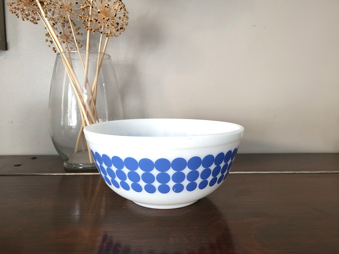 Vintage Pyrex Blue Polka Dot Mixing Bowl No. 403 2 .5 QT, Collectable ...