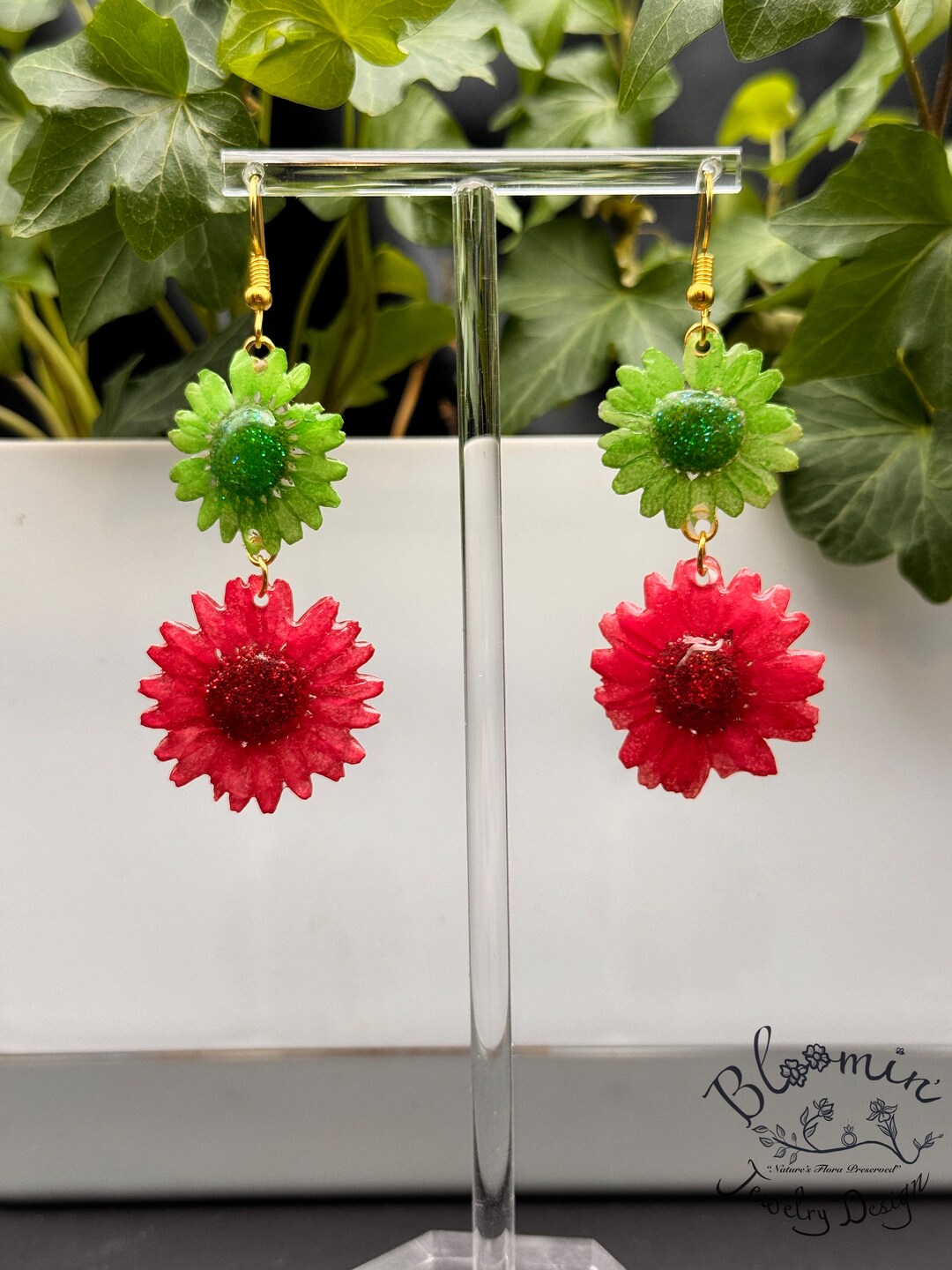Real Flower Earrings: Green & Red Daisies, Holiday Fashion - Etsy