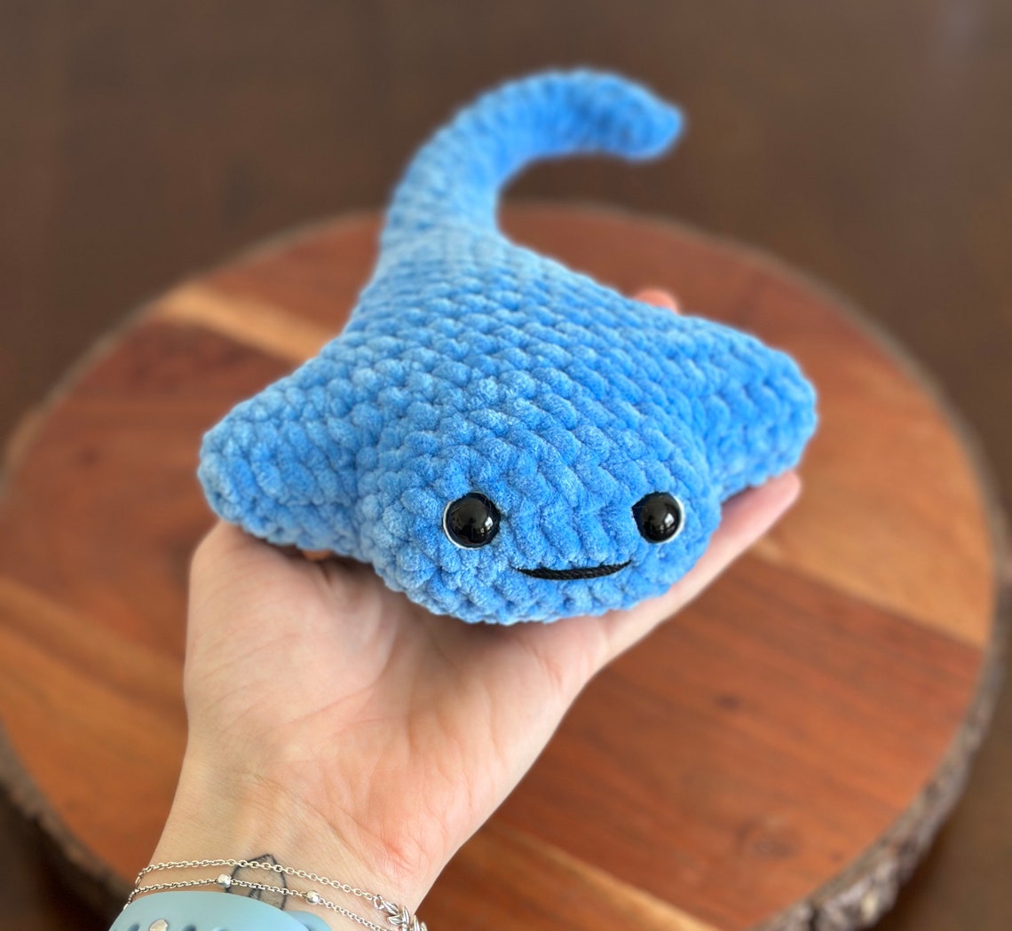 Crochet Stingray Plushie - Cute Stingray Plushie Toy / Blue Chenille ...