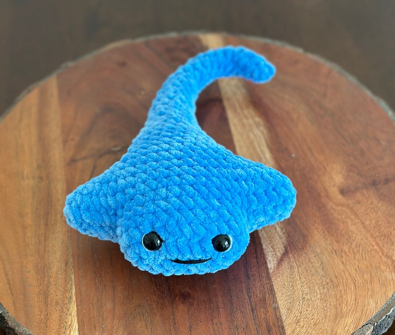 Crochet Stingray Plushie - Cute Stingray Plushie Toy / Blue Chenille ...