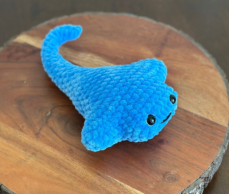 Crochet Stingray Plushie - Cute Stingray Plushie Toy / Blue Chenille ...
