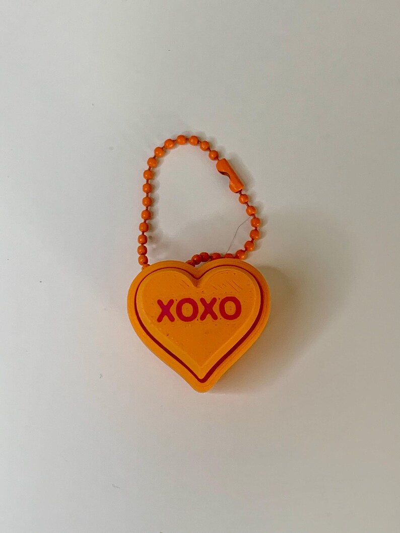 3D Printed Valentine Conversation Heart Fidget Keychain: Stress Relief ...