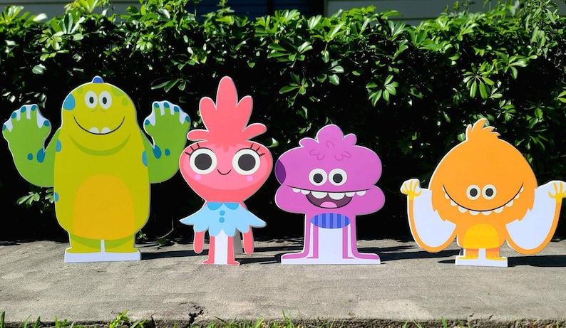 Monster Standees/ Standing Props/ Custom Standees/movie Characters ...