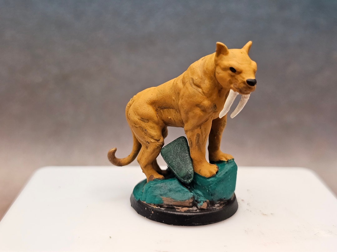 Sabretooth Hunter Hand Painted DND Tabletop Gaming - Etsy