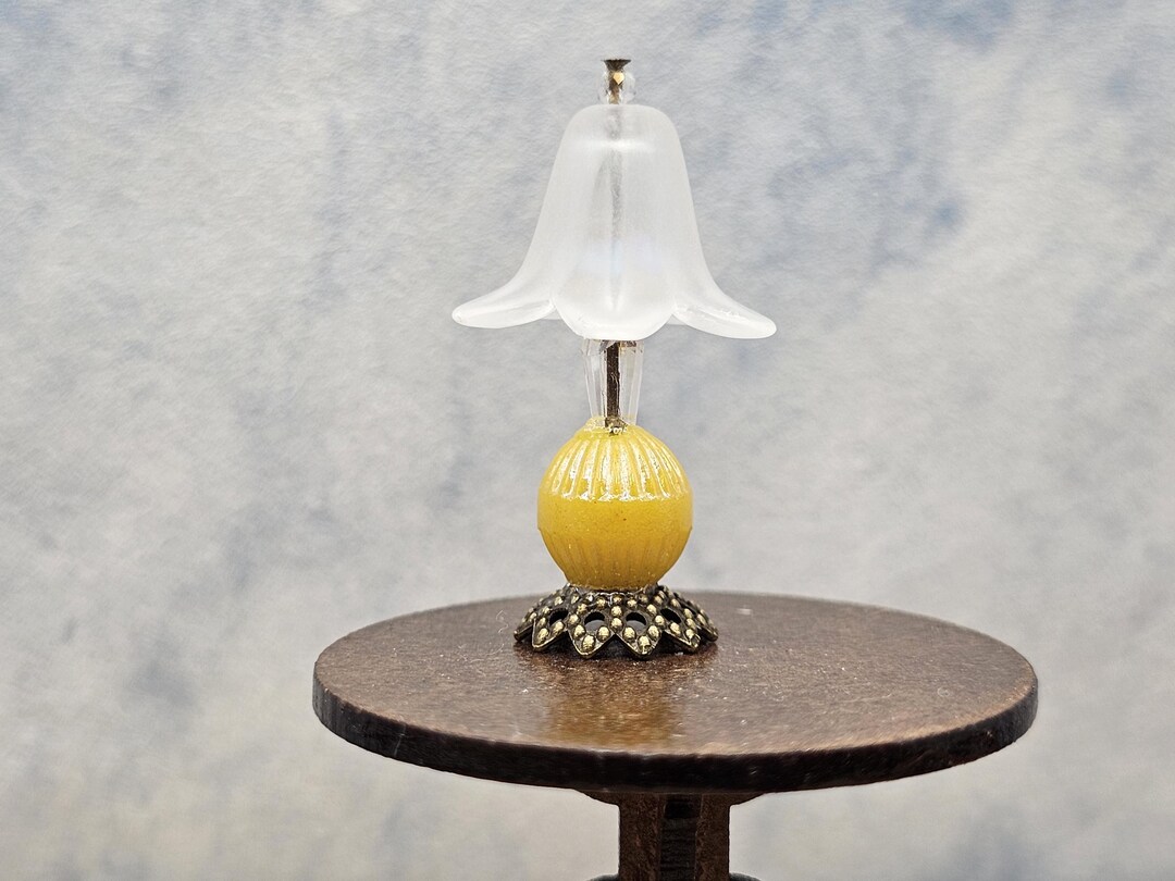 Lemon Meringue Table Lamp Hand Made Scale 1:24 1/2 Dollhouse Miniatures ...