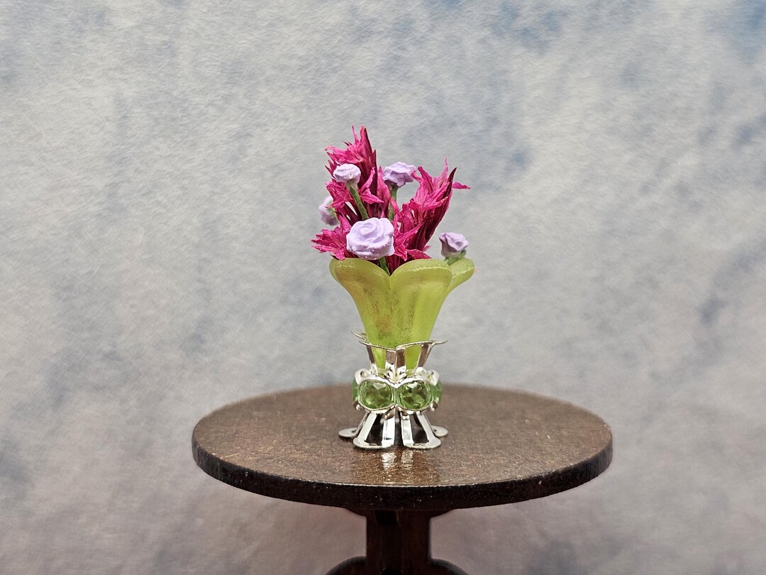 Lilac Splendor Vase Hand Made Scale 1:24 1/2 Dollhouse Miniatures - Etsy