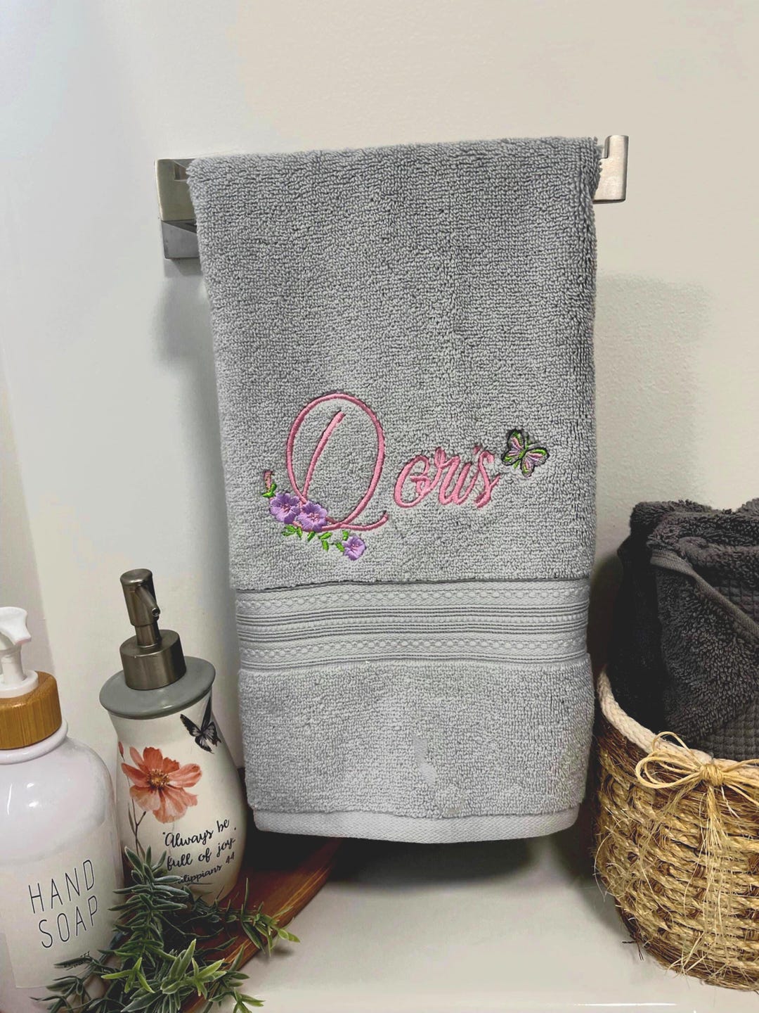 Personalized Bath Towel, Embroidered Towel, Monogrammed Bath Towel ...