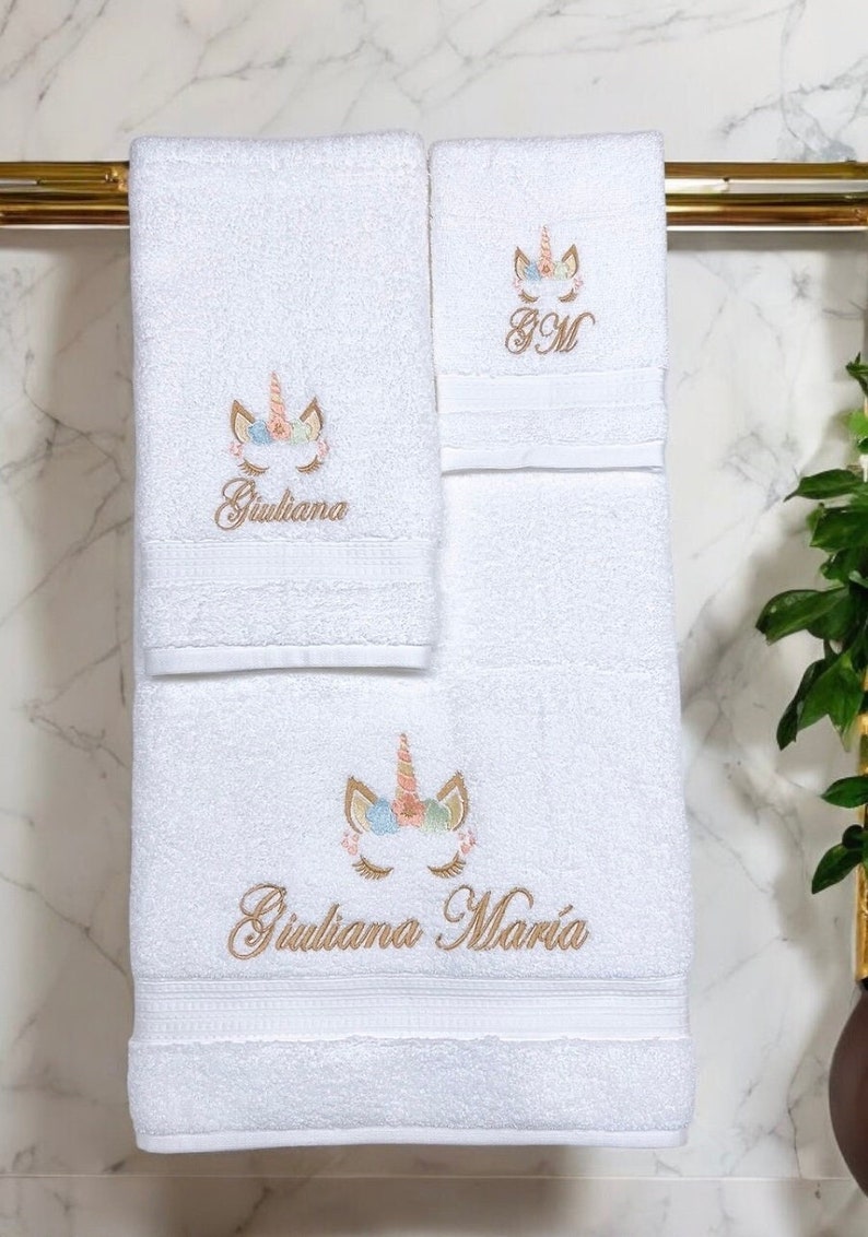 Personalized Bath Towel, Embroidered Towel, Monogrammed Bath Towel ...