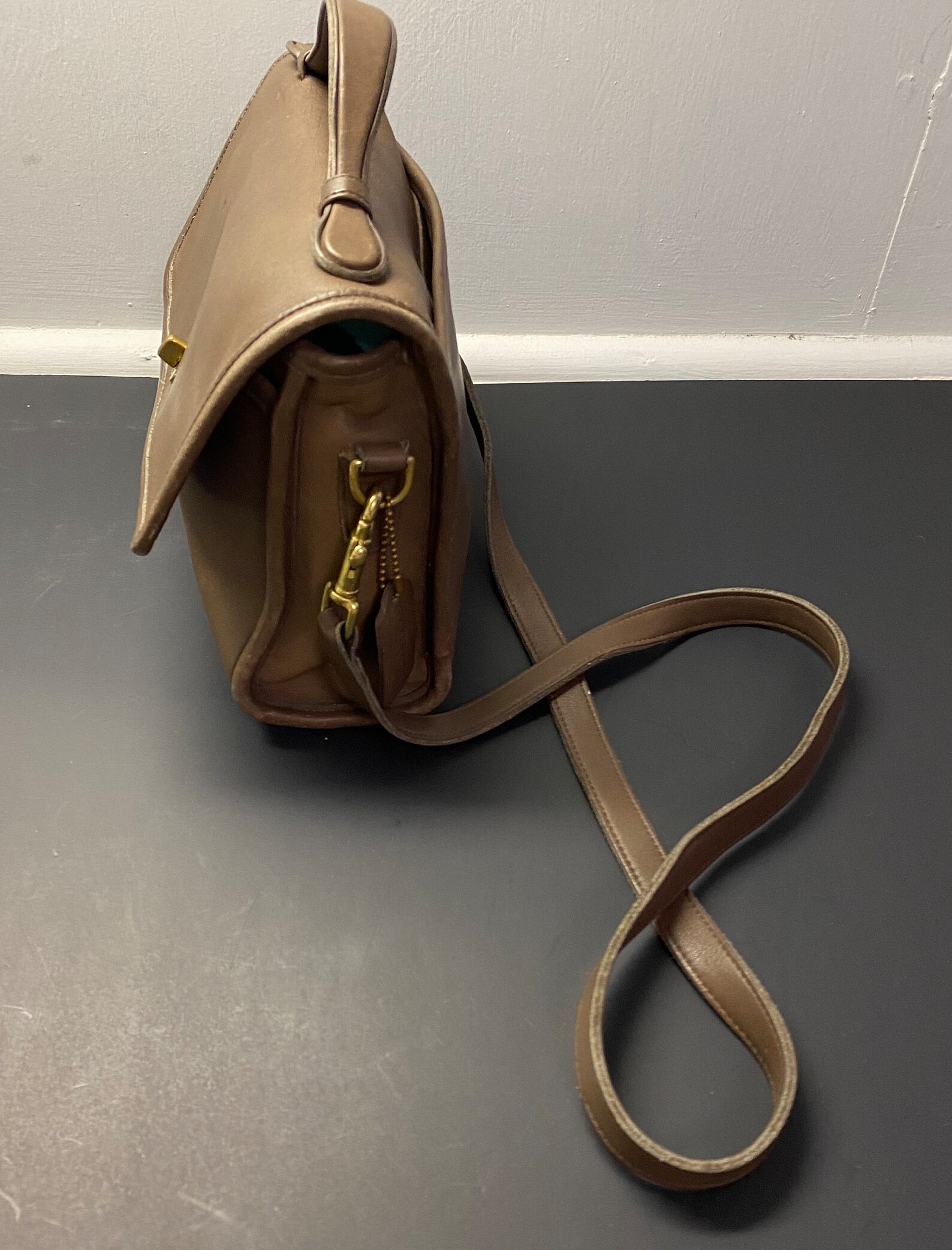 Vintage Coach Brown Tan Leather Court Bag Crossbody Style 9870 ...