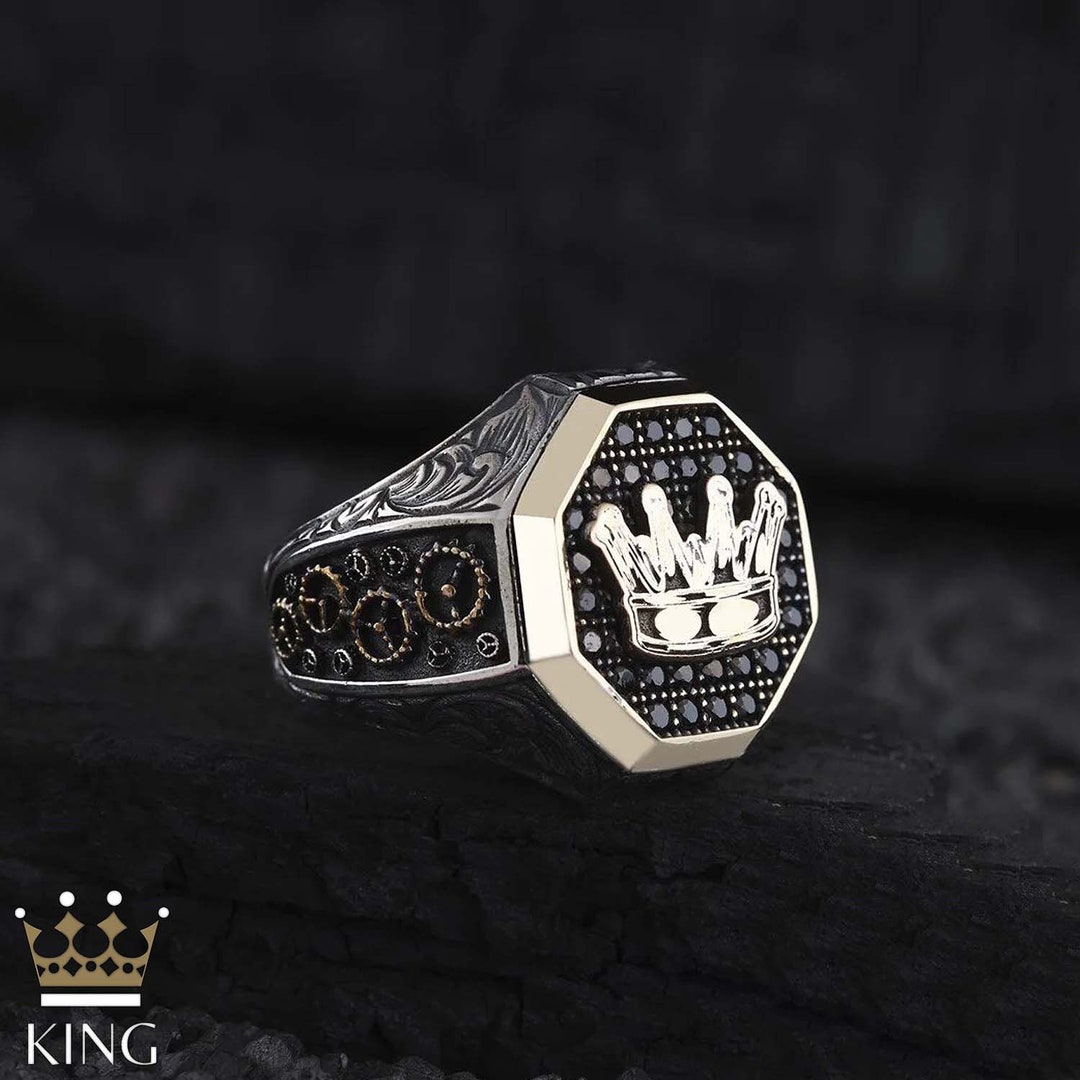 King Crown Inlaid Silver Men's Ring Model Men's Classy Silver Sealed ...