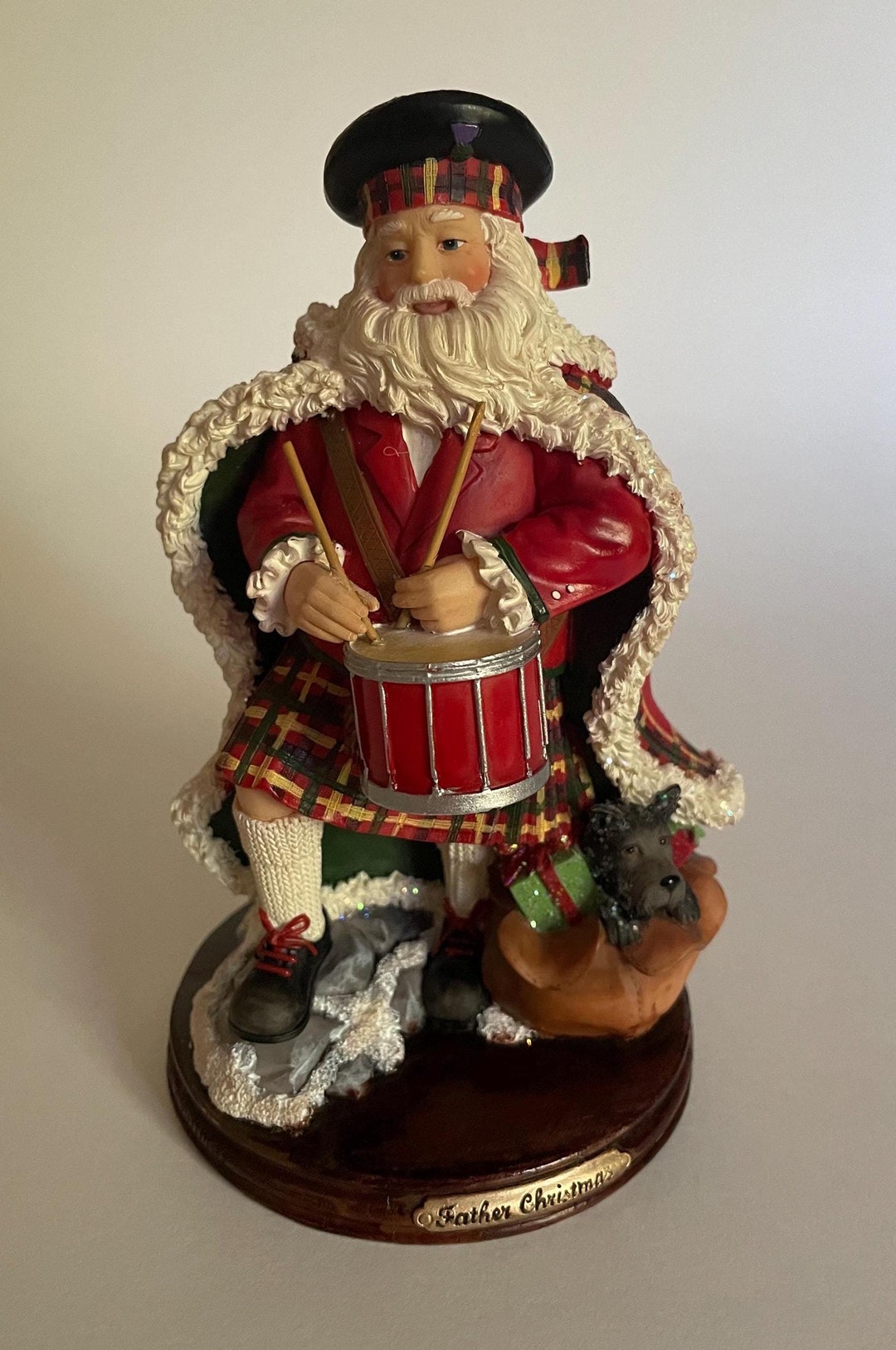 Heritage Holiday Scottish Drummer, A Betty Singer Collection Samaco ...