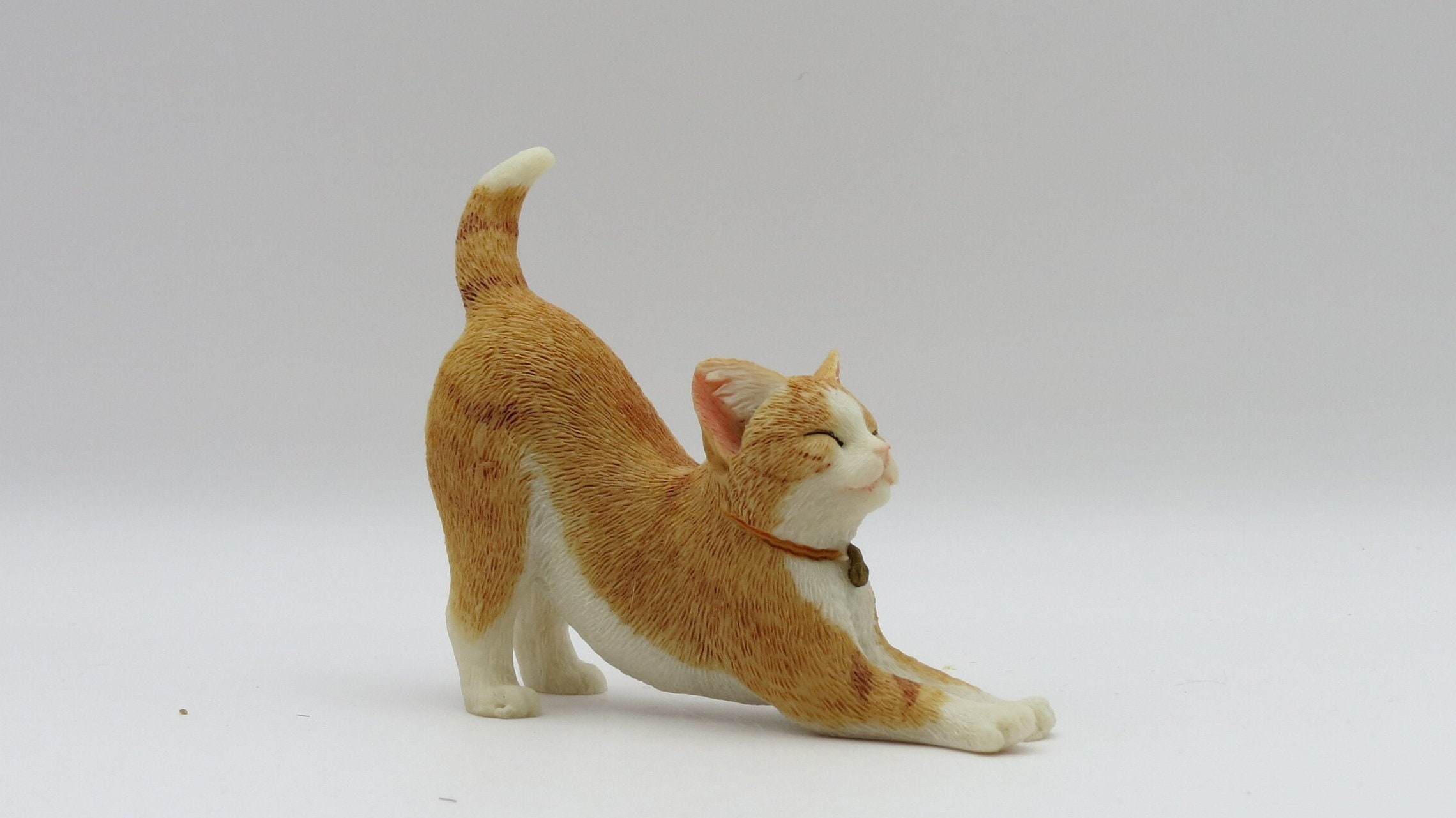 Stretching Cat Figurine Sherratt and Simpson Miniature Mini Cat Lover ...