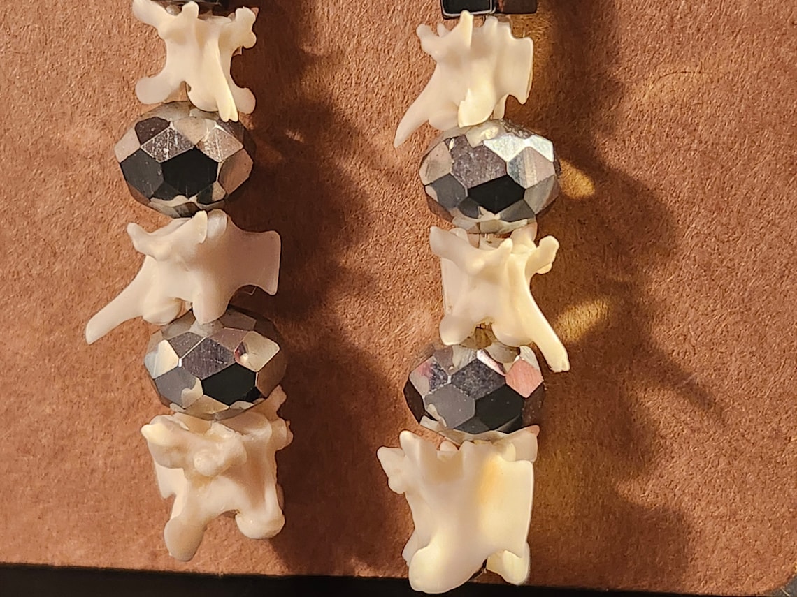 Silver Hand Beaded Snake Vertebrae Earrings - Etsy