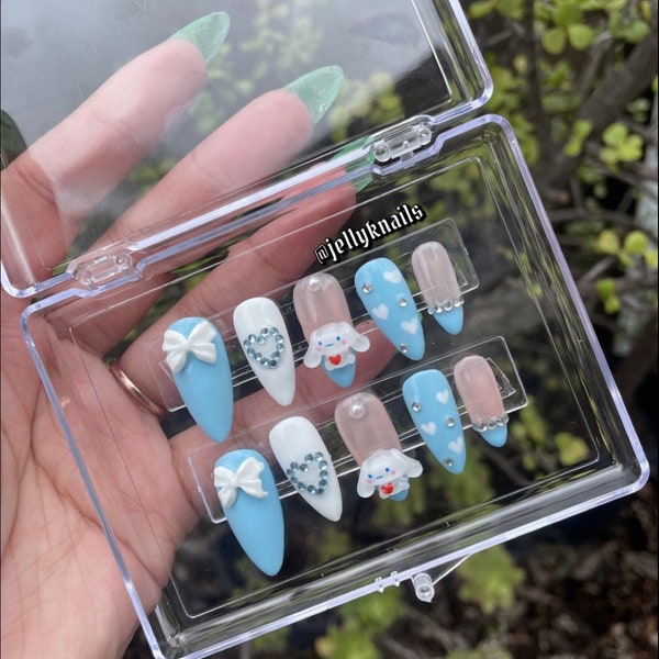 Cinnamon Roll Press on Nails - Etsy