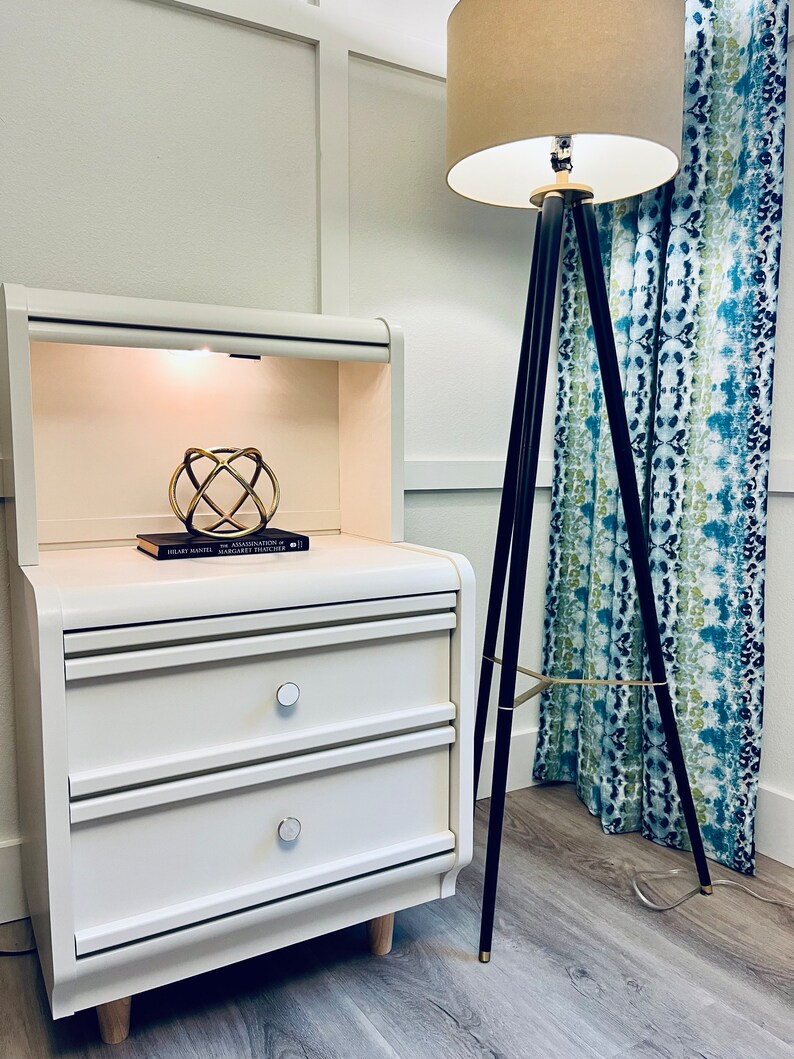 SOLD Set of 2 Nightstands Modern Cream Bedside Tables - Etsy