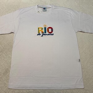 Vintage 1990s 2000s Rio De Janeiro Brazil Embroidery Art City T-shirt ...