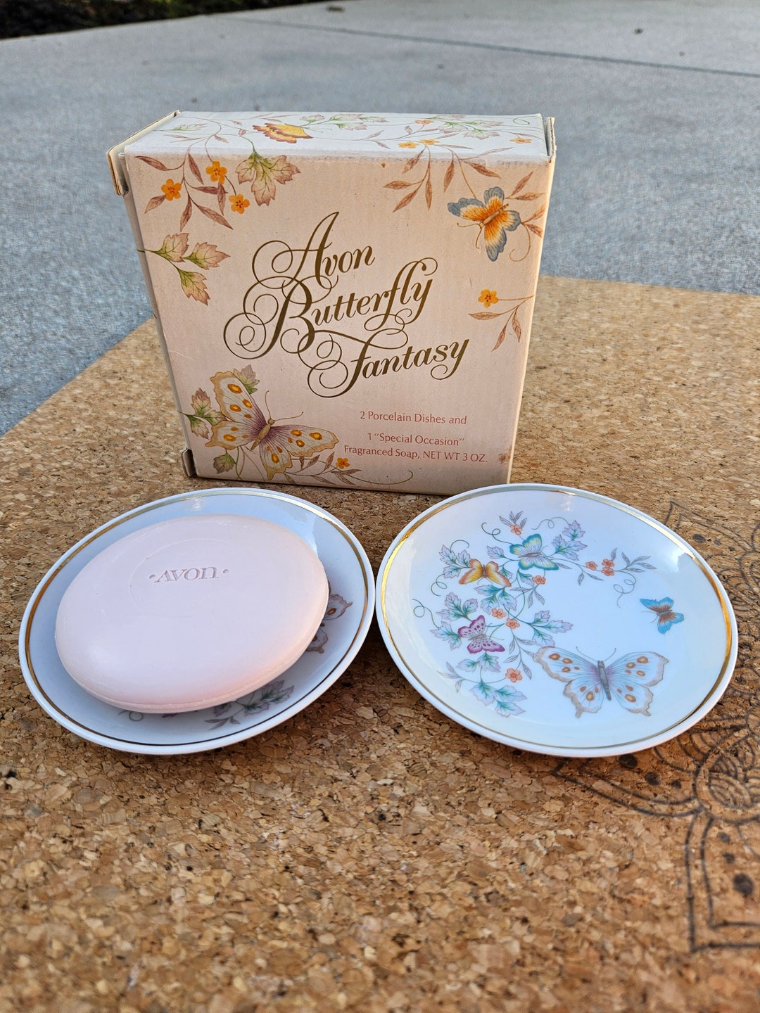 1970's Vintage AVON a Pair of Porcelain Soap/trinket Dishes With 22 K ...