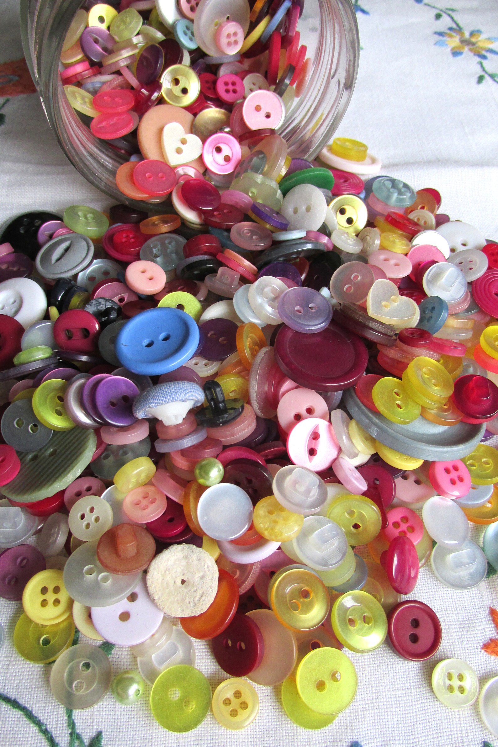 Buttons Jar, Craft Supply for Sewing, Junk Journaling, Scrapbooking ...