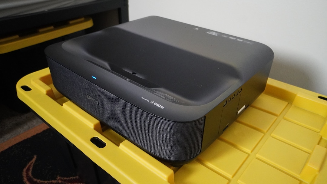 Epson LS300 Lazer TV Projector With Yamaha Speakers - Etsy