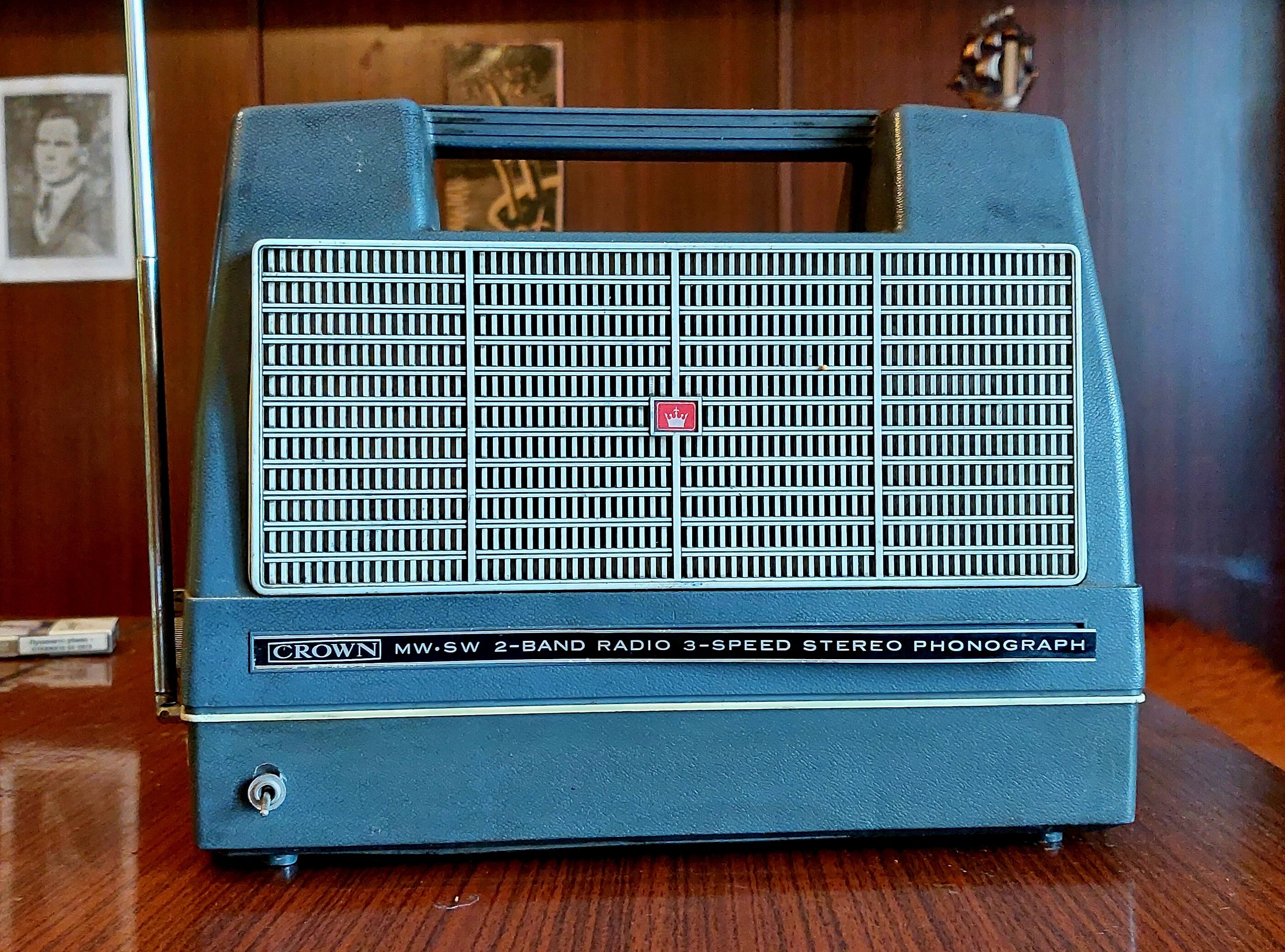 I Have for Sale a Rare Crown Portable Stereo Player STP-80F / FM-AM ...