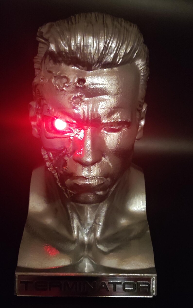 Terminator Statue Bust T-800 Action Figure by Arnold Schwarzenegger ...