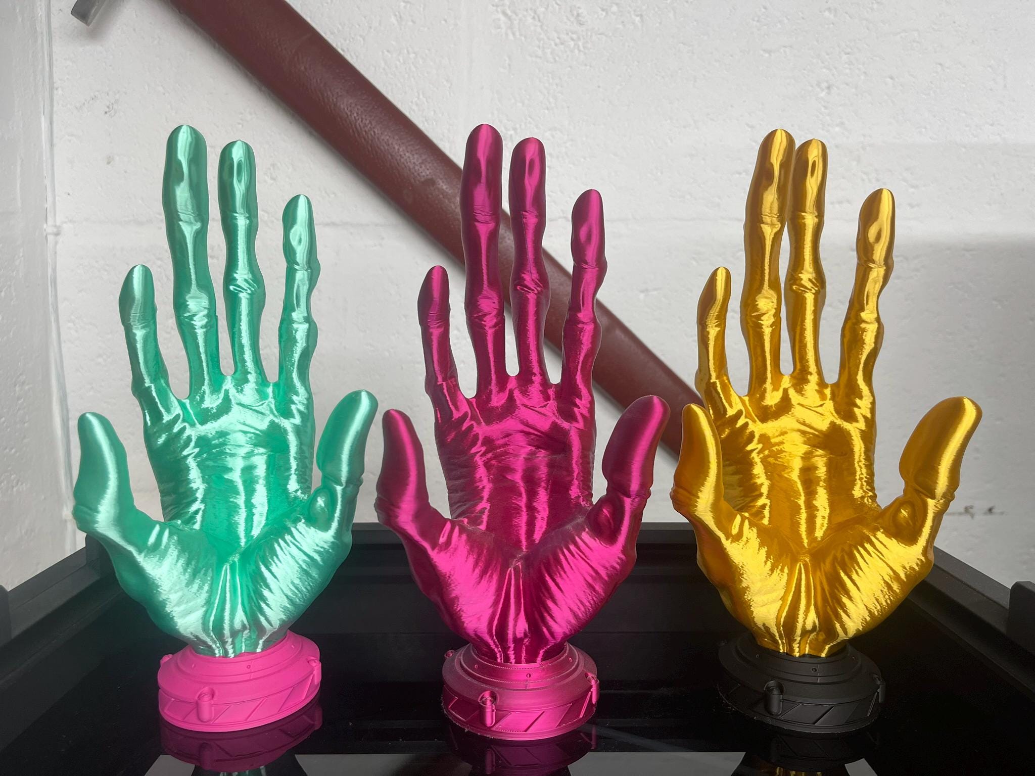 Alien Hand Games Controller Holder, Gaming Accessory, Customise, 3D ...