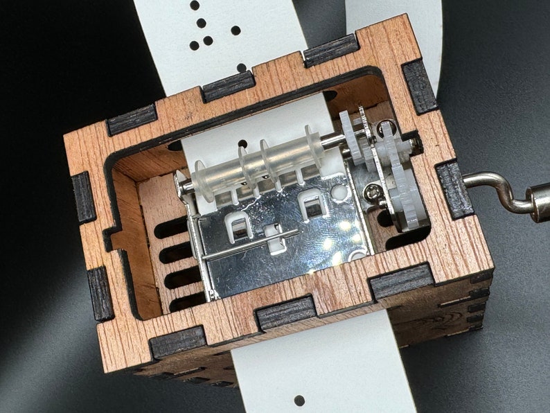 15-note Player-style Hand-crank Music Box - Etsy