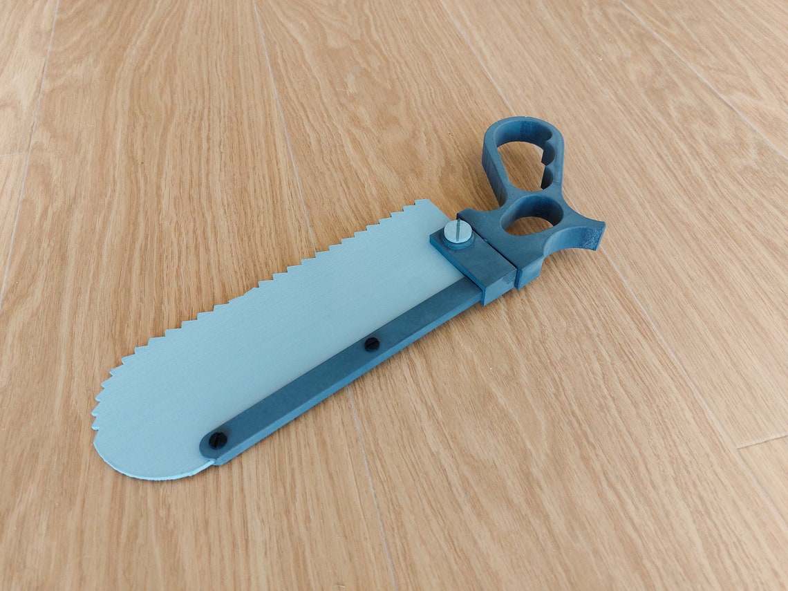 Team Fortress 2 Medic Bonesaw Prop TF2 Weapon - Etsy