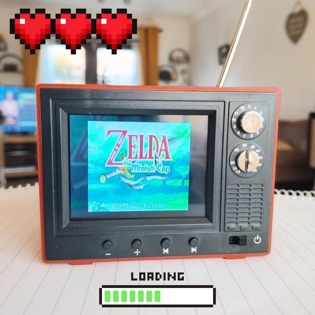 Mini Screen / Retro TV & Video Player - Retro Games Collection - Etsy