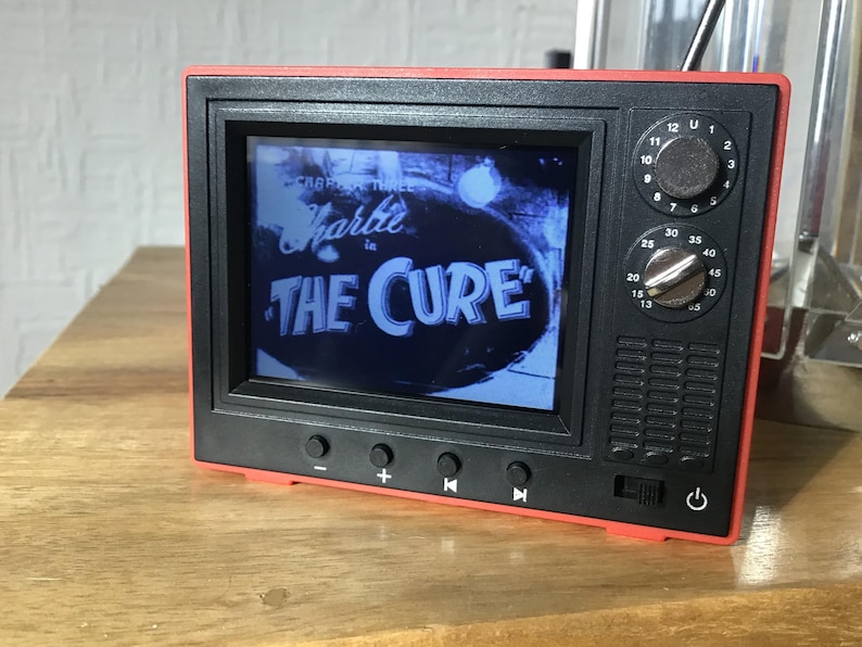 Mini Screen / Retro TV & Video Player - Classic Comedy Collection - Etsy