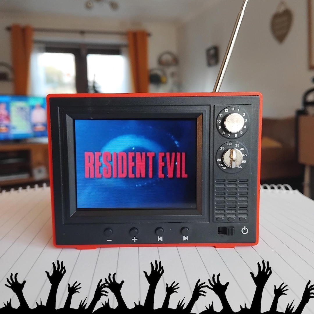 Mini Screen / Retro TV & Video Player - Resident Evil Collection - Etsy