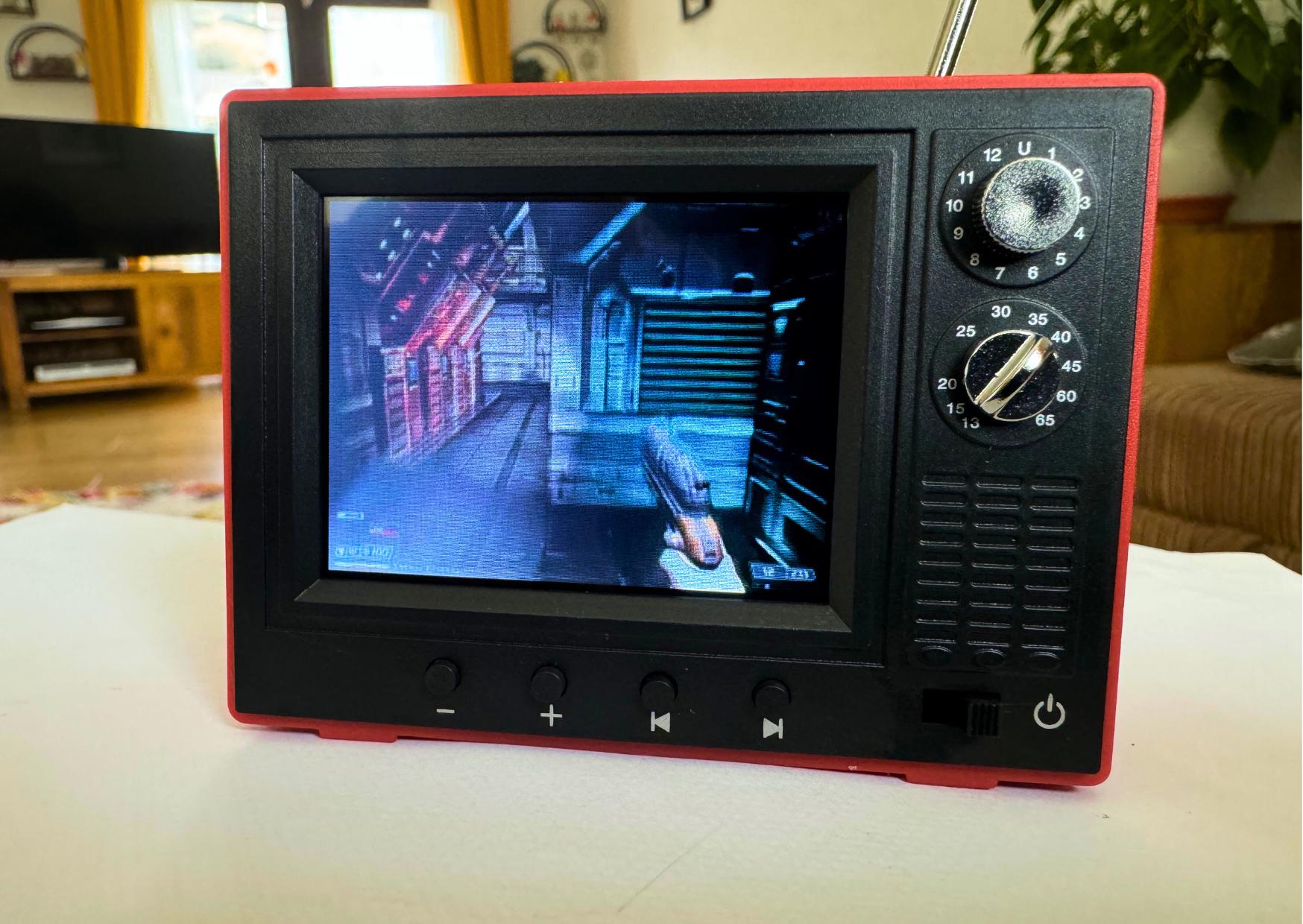 Mini Screen / Retro TV & Video Player - Doom Collection - Etsy
