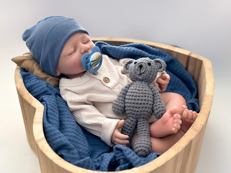 Preston Drink & Wet: Full Body Silicone Doll, 18 Inch, Boy, Asleep ...