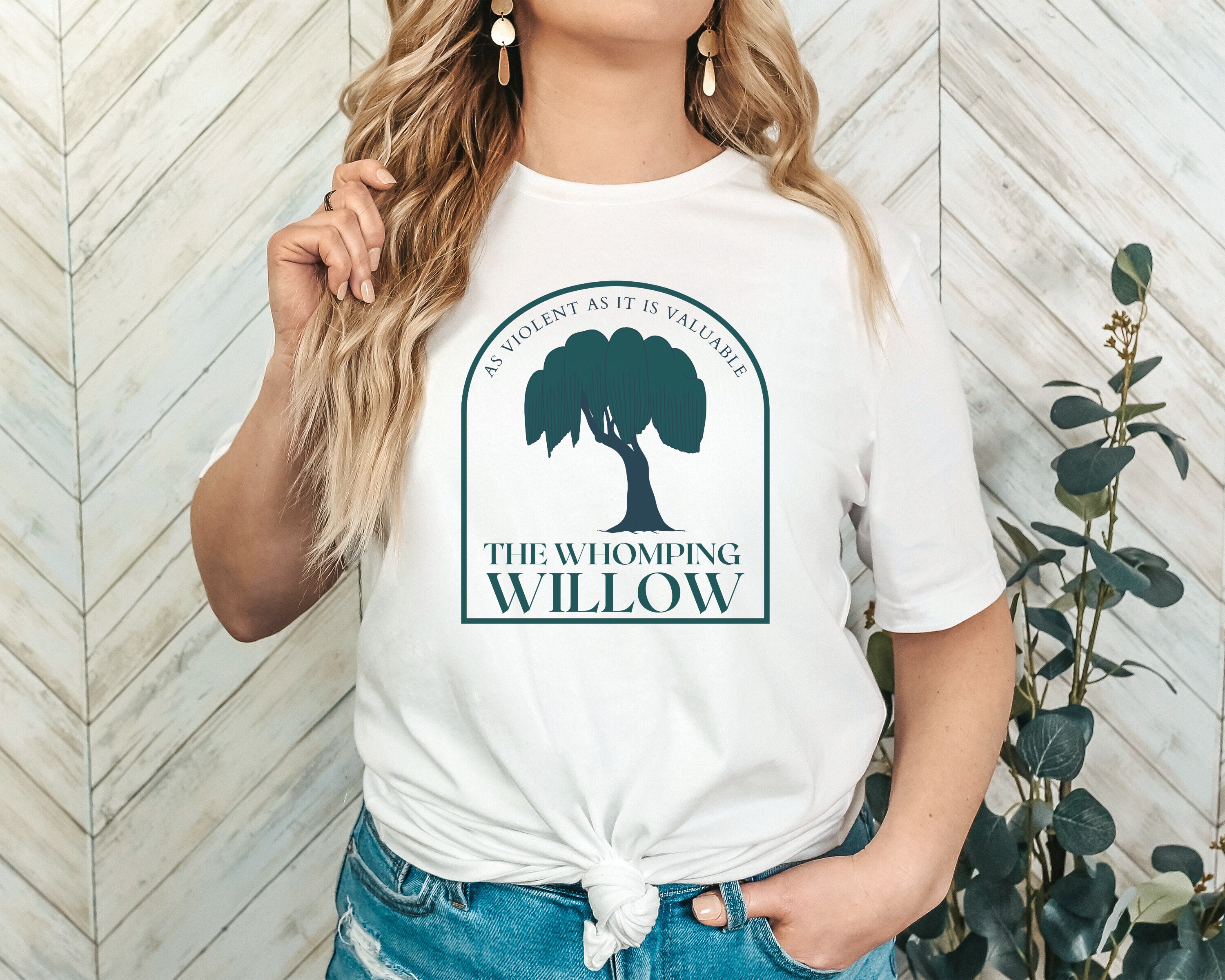 The Whomping Willow Shirt | Witches T-shirt | Book Lovers | Minimal ...
